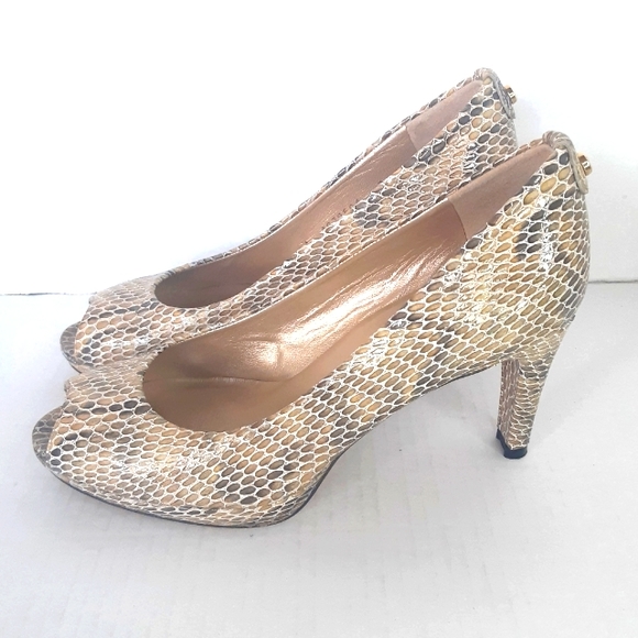 Stuart Weitzman | Shoes | Stuart Weitzman Snake Embossed Leather Heels ...